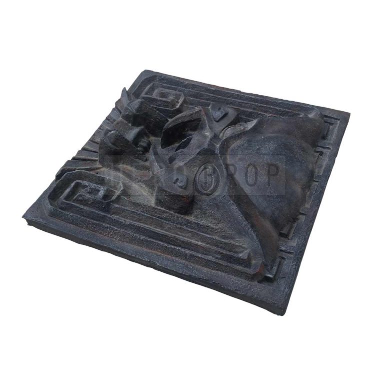 Predator Wall Panel from AVP: Alien vs. Predator - HeroProp.com