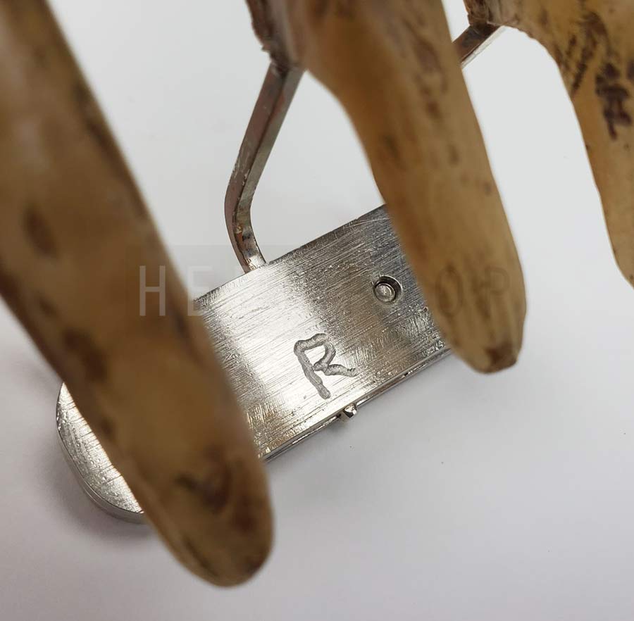 Wolverine CGI Stabbing Bone Claws - HeroProp.com