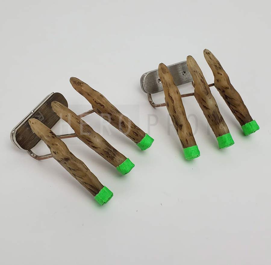 Wolverine CGI Stabbing Bone Claws - HeroProp.com