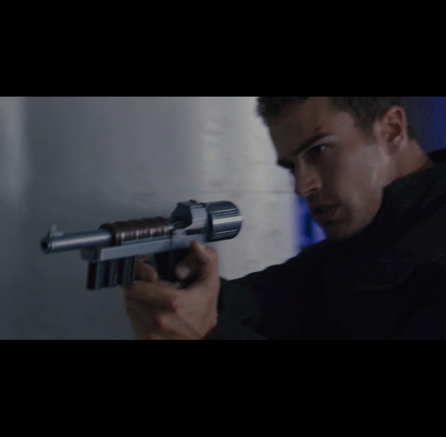 Hero Dauntless Pistol - Divergent - HeroProp.com